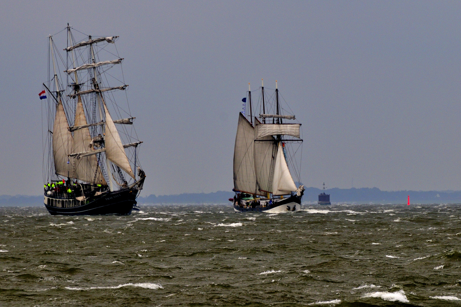 Gereffte Segel Foto & Bild | sport, motive, regatta Bilder auf ...