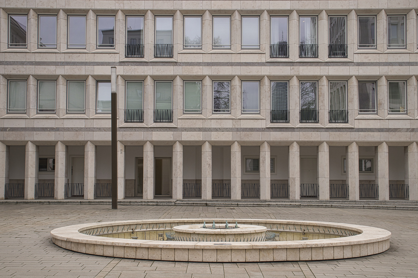 Gerling 4 Foto & Bild | architektur, stadtlandschaft, gerlin konzern ...