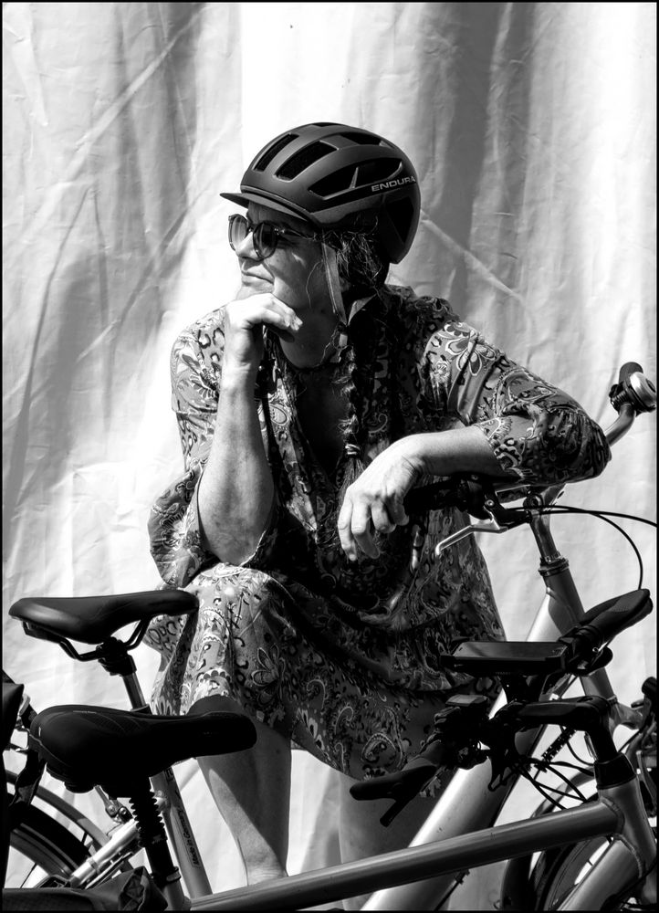 geschehen lassen Foto & Bild | erwachsene menschen, streetfotografie mit menschen ...