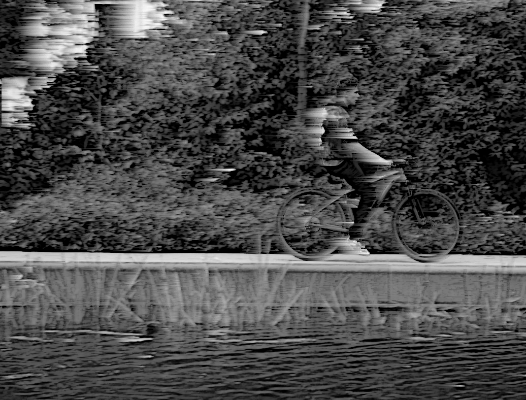 Geschwind unterwegs Foto & Bild | monochrom, bearbeitungs - techniken, filtertechniken Bilder ...