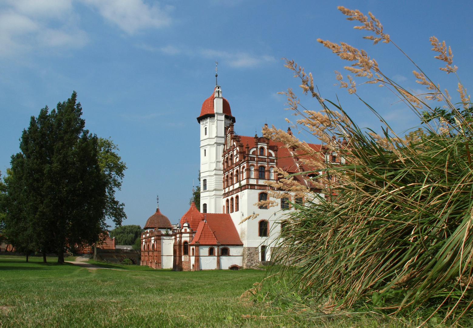 Gesehen in Basedow - Schloss gleichen namens ... Foto & Bild ...