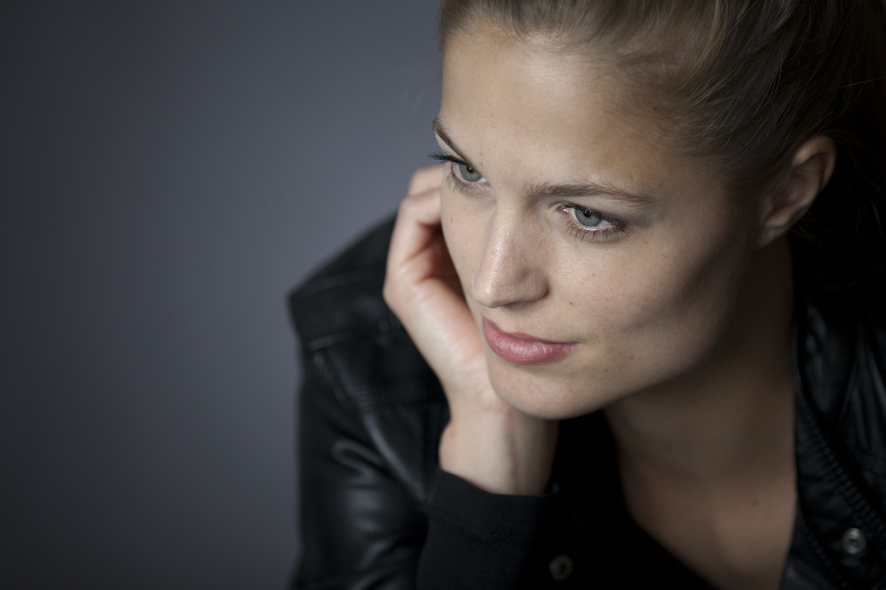 Gesicht Foto & Bild | portrait, portrait frauen, indoor Bilder auf ...