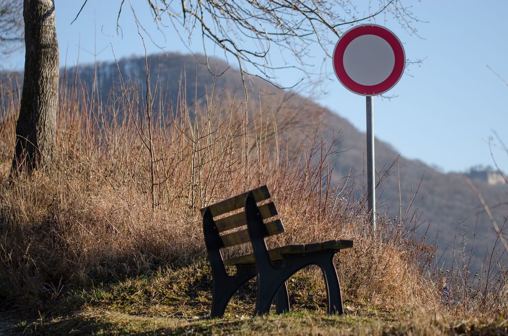 gesperrt Foto & Bild | schild, natur, bank Bilder auf fotocommunity