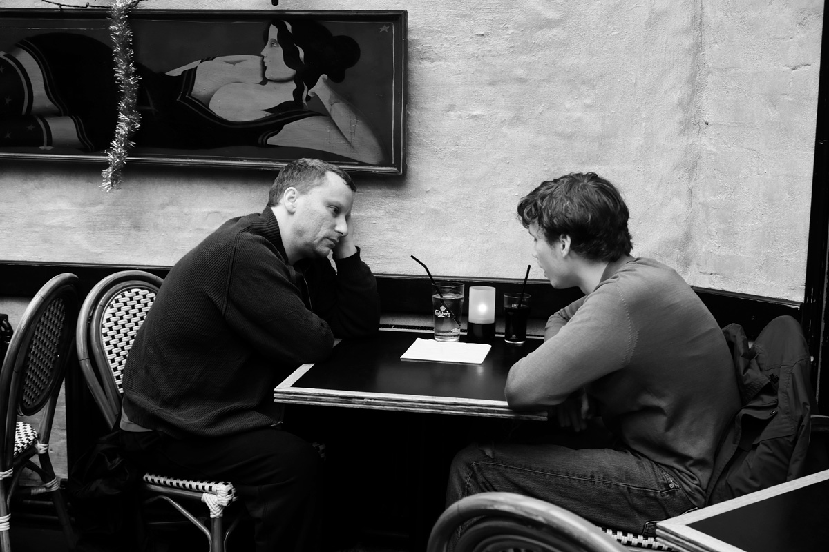 gespräch Foto & Bild | jugendliche, indoor, street Bilder auf fotocommunity