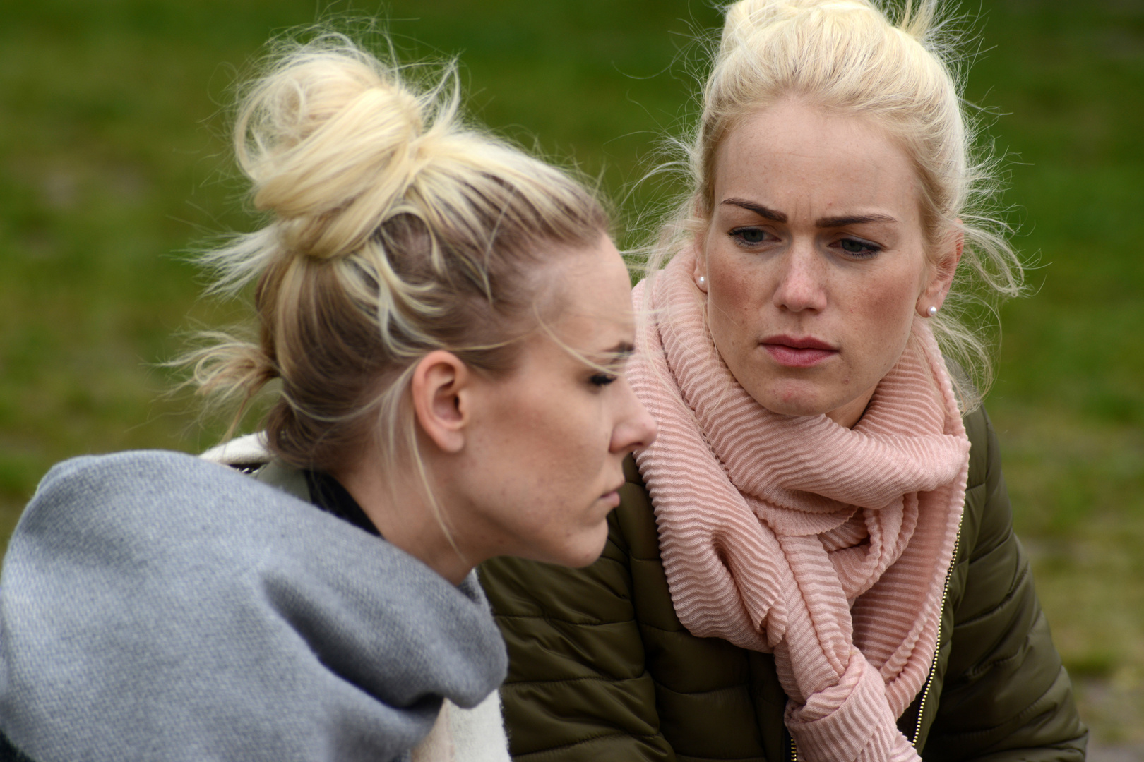 gespräch Foto & Bild | erwachsene menschen, menschen in der freizeit ...