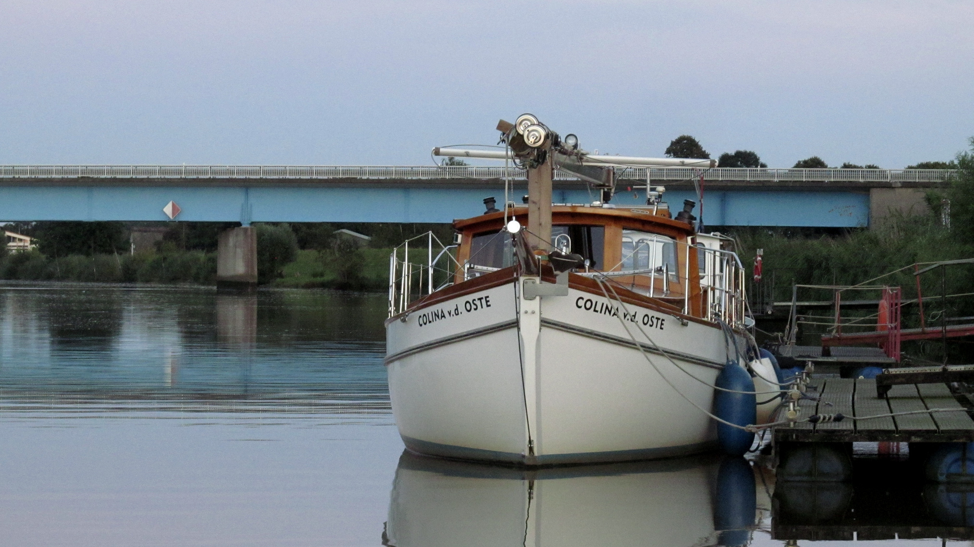 gestern Abend auf der Oste ... Foto & Bild | wasser, schiff, germany ...