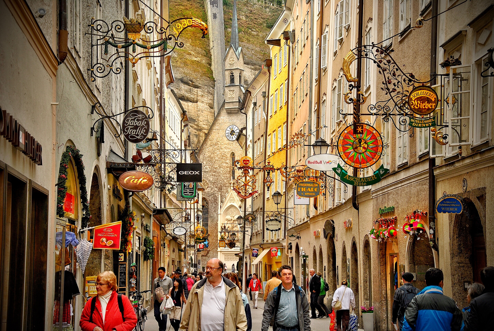 Getreidegasse,Altstadt Salzburg Foto & Bild | urlaub, fotos, world ...