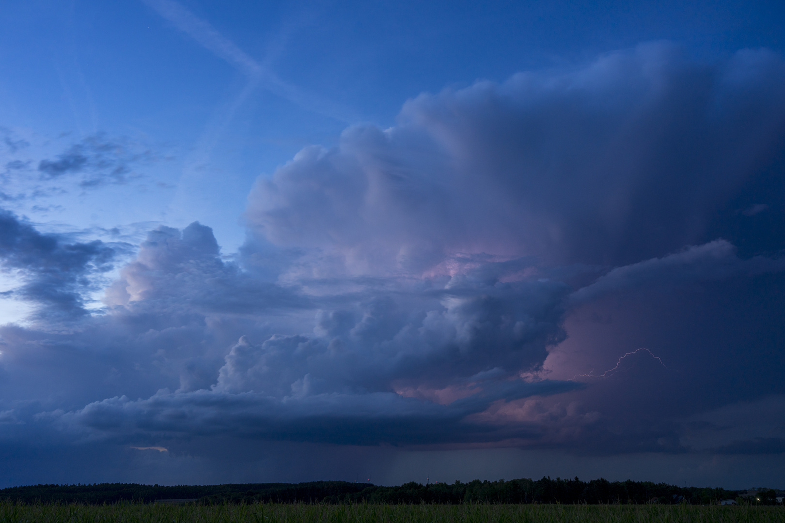 Gewitterzelle im Vogtland Foto & Bild | gewitterfotos, naturereignisse, die elemente Bilder auf ...