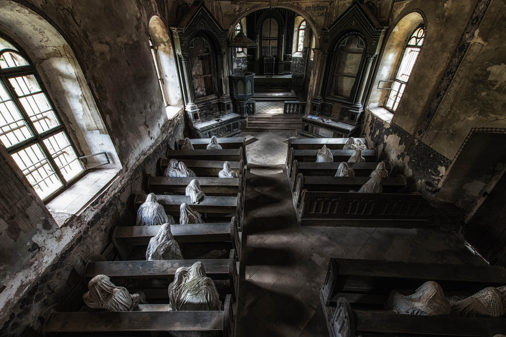 Ghost Church Foto & Bild | fotocommunity, alt, fenster Bilder auf ...