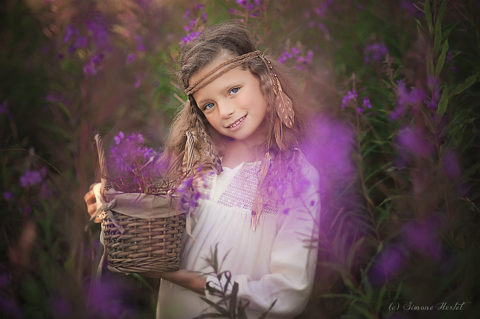 GIPSY Foto & Bild | outdoor, lila, portrait Bilder auf fotocommunity