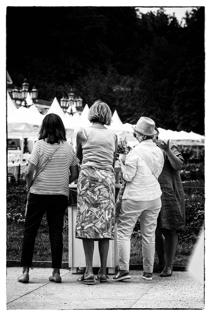 girls day Foto & Bild | erwachsene menschen, streetfotografie mit menschen, menschen in der ...