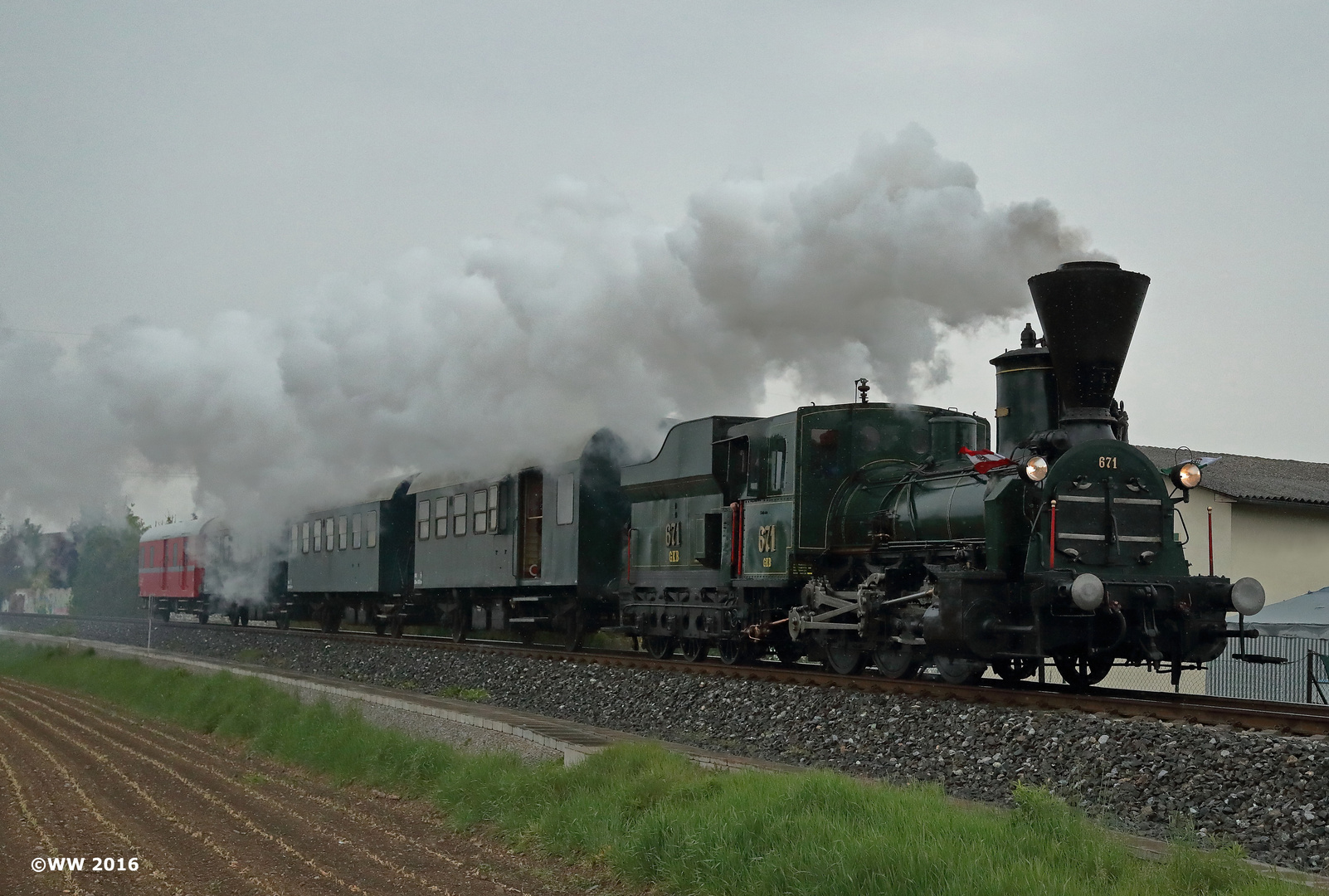 GKB 671 am 1.Mai Foto & Bild | eisenbahn, verkehr, 1.mai Bilder auf ...