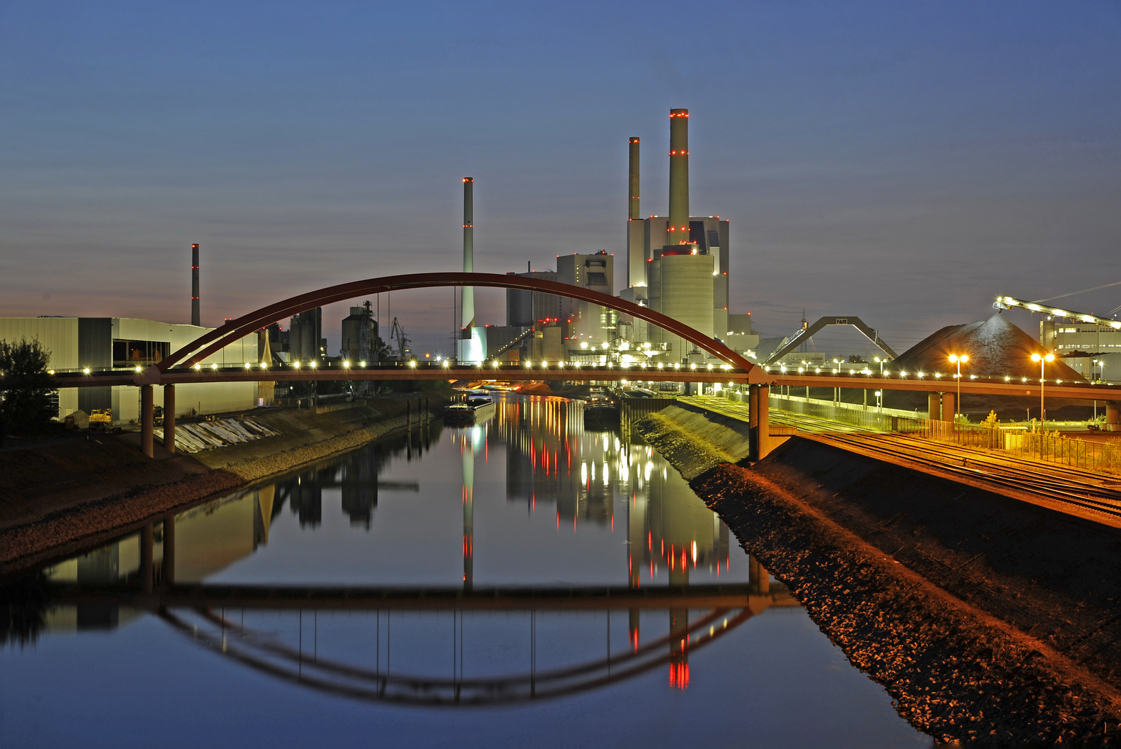 GKM MA Foto & Bild | nachtaufnahme, kraftwerk, mannheim Bilder auf ...