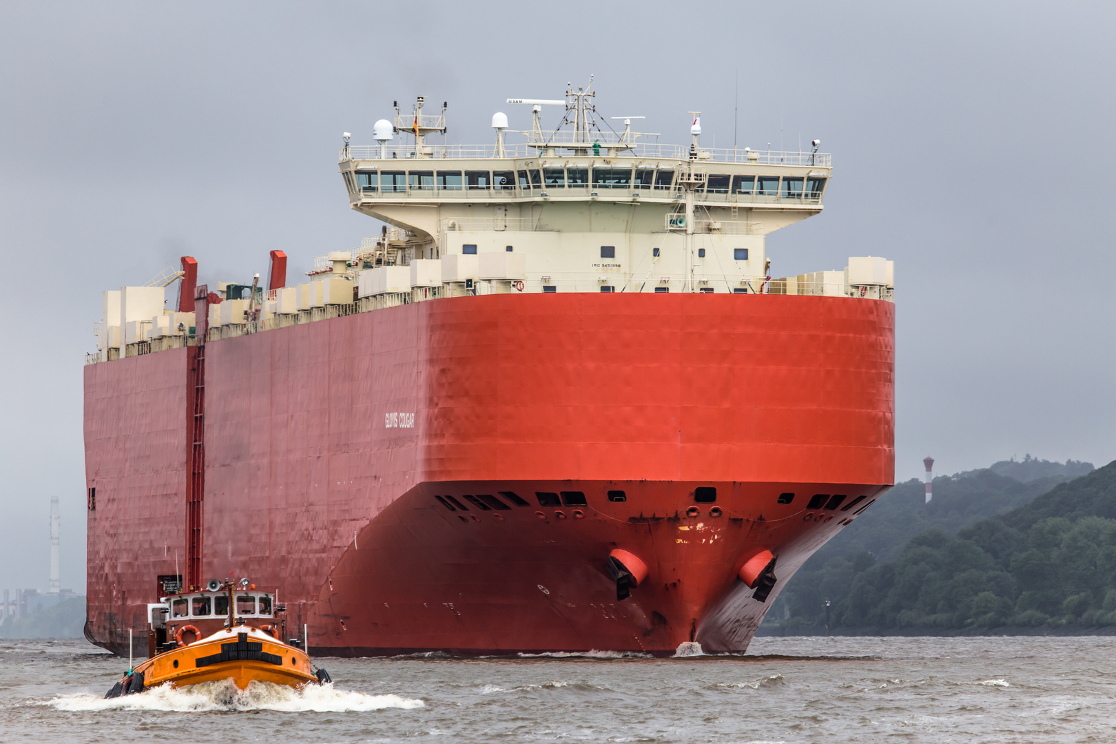 GLOVIS COUGAR Foto & Bild | elbe, schiff, verkehr Bilder auf fotocommunity