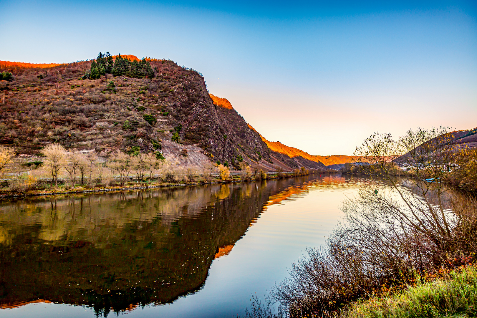 Glow Foto & Bild | landschaft, projekte, 2 - dienstag ist spiegeltag ...