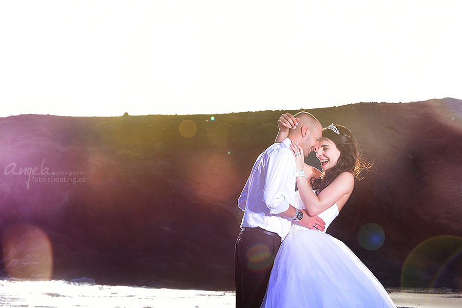 glückliches Hochzeitspaar Foto & Bild | wedding, meer, verliebt Bilder auf fotocommunity