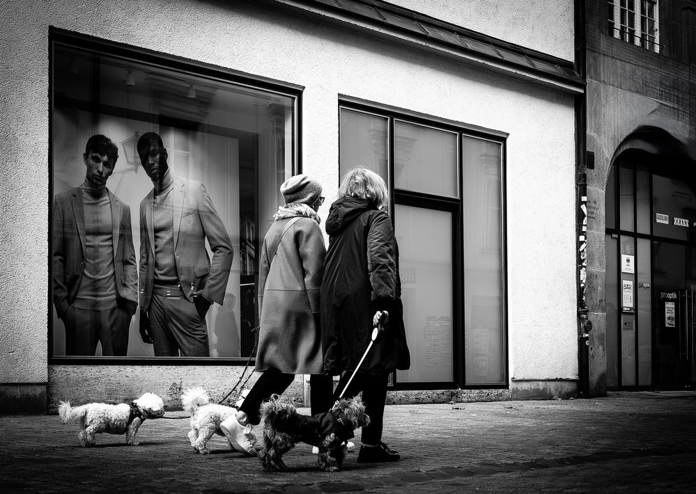 good looks Foto & Bild | streetfotografie mit menschen, menschen Bilder auf fotocommunity