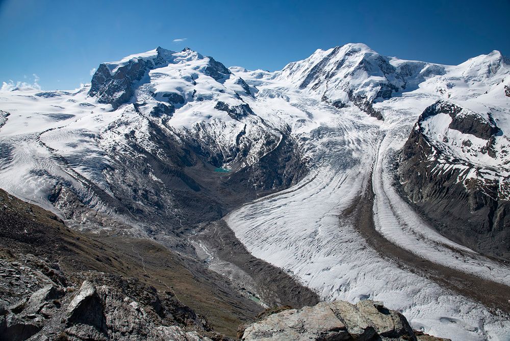Gornergletscher vor dem Monte Rosa-Massiv mit der 4.634 m hohen ...