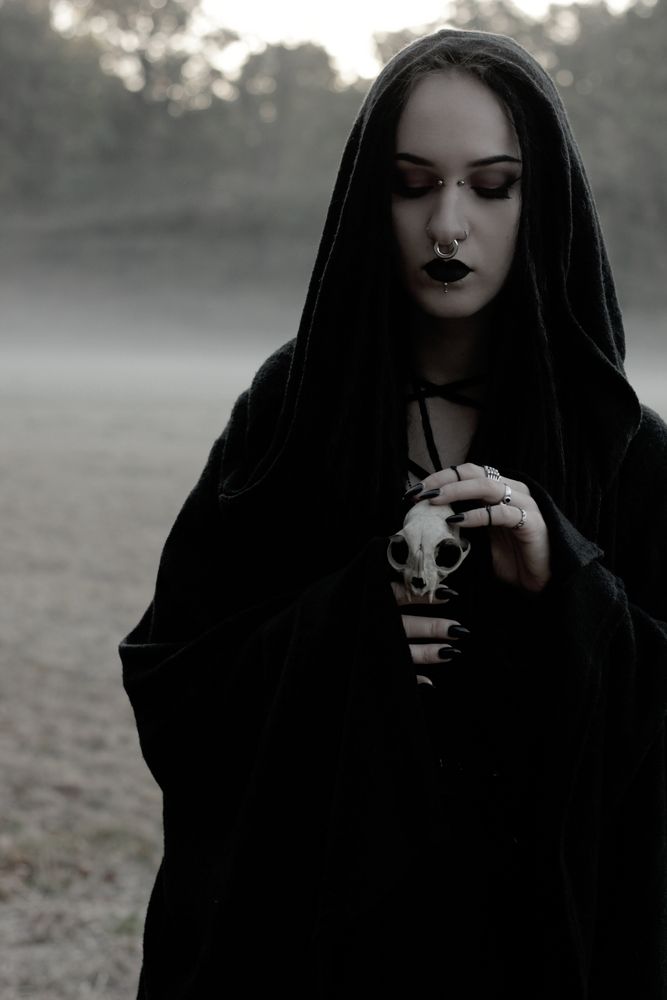 Goth Girl Foto & Bild | portrait, portrait frauen, outdoor Bilder auf ...