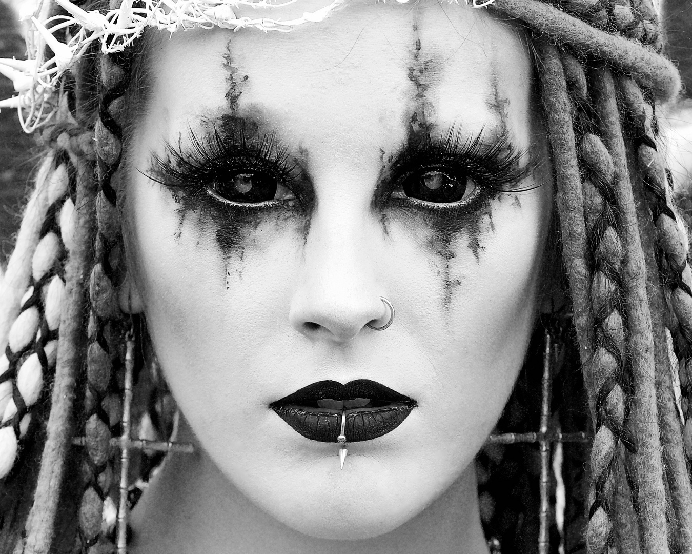 Gothic Bride Makeup | Saubhaya Makeup