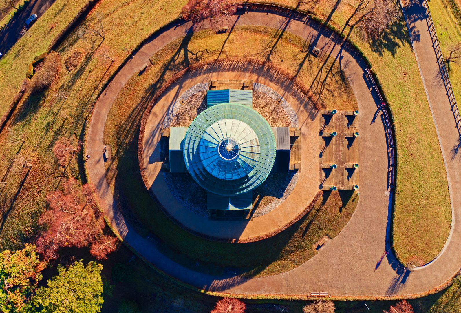 Grabkapelle auf dem Württemberg Foto & Bild | architektur, abstraktes ...