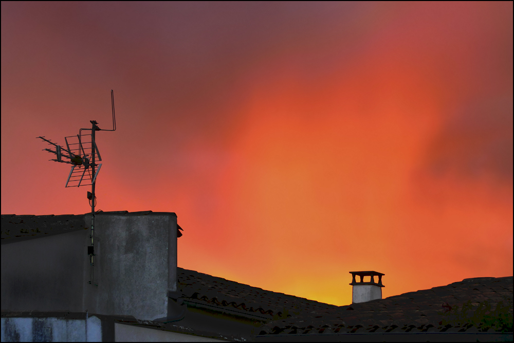 Grad hod mei Himmi brennt Foto & Bild | sonnenuntergänge, himmel ...