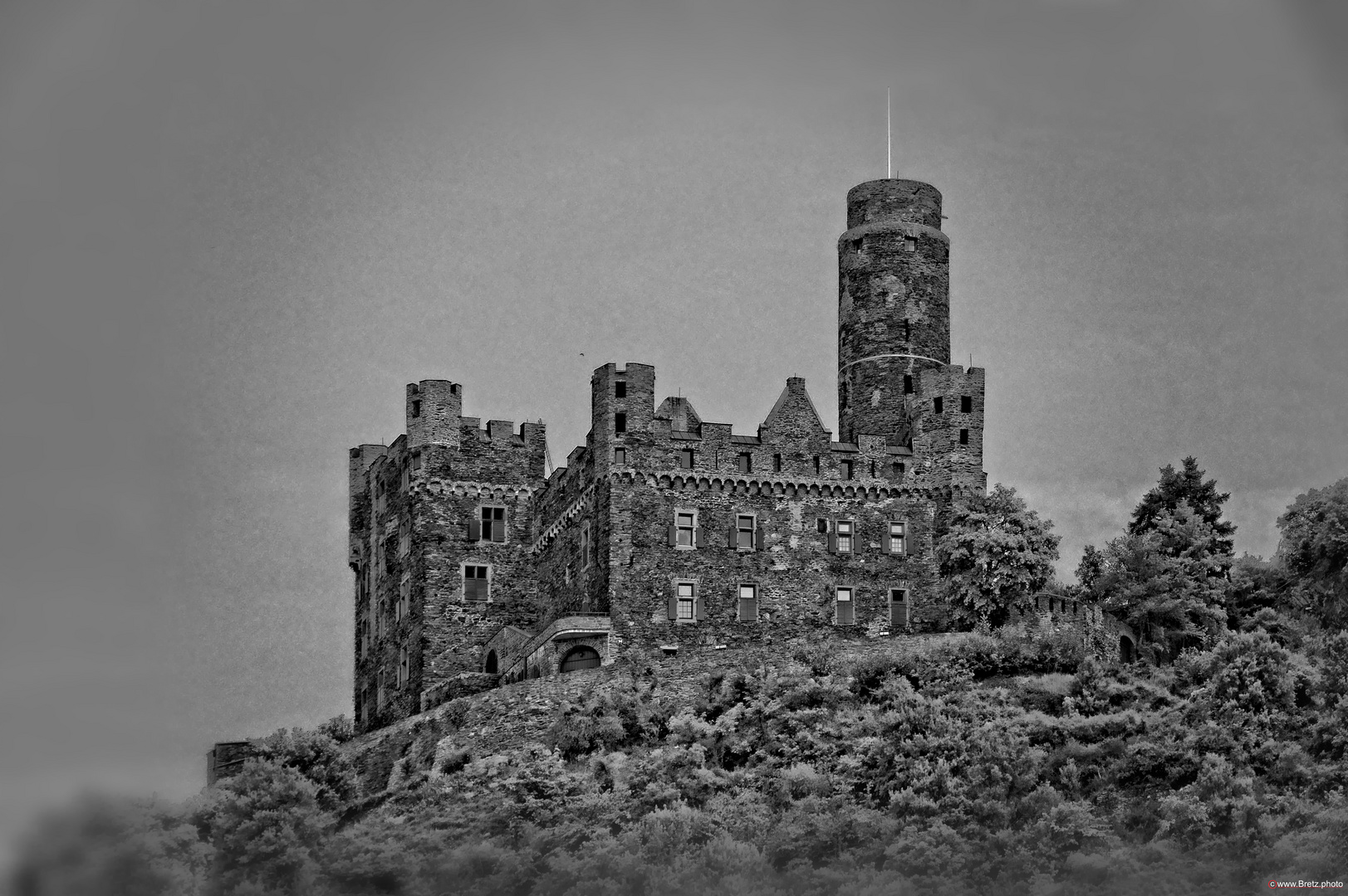 Graf Dracula? Foto & Bild | monochrom, bearbeitungs - techniken, digiart Bilder auf fotocommunity