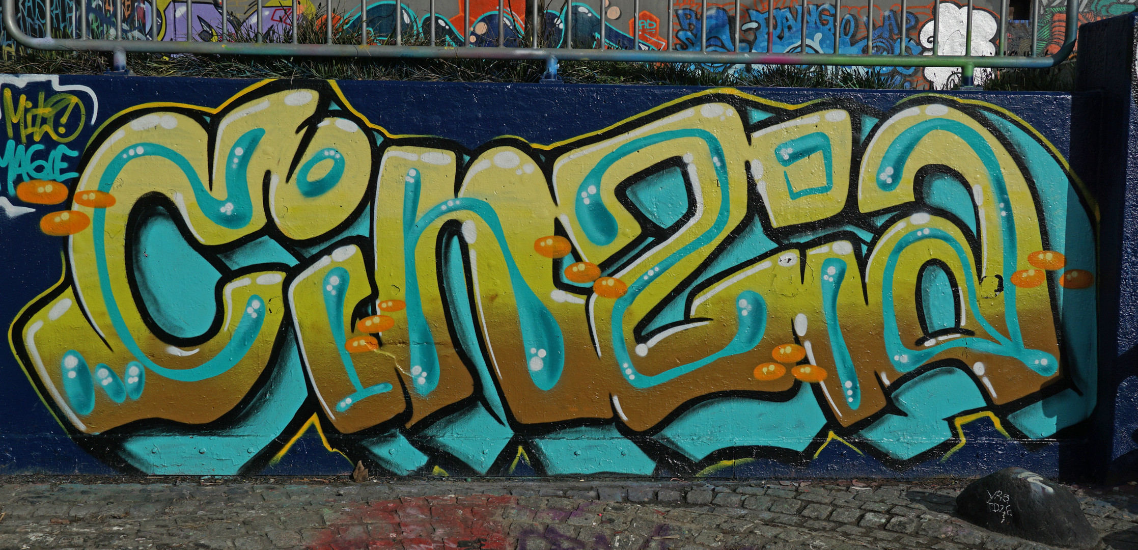 Graffiti am H.d.J Foto & Bild | streetart, graffiti & tags, kunstfotografie & kultur, gemälde ...