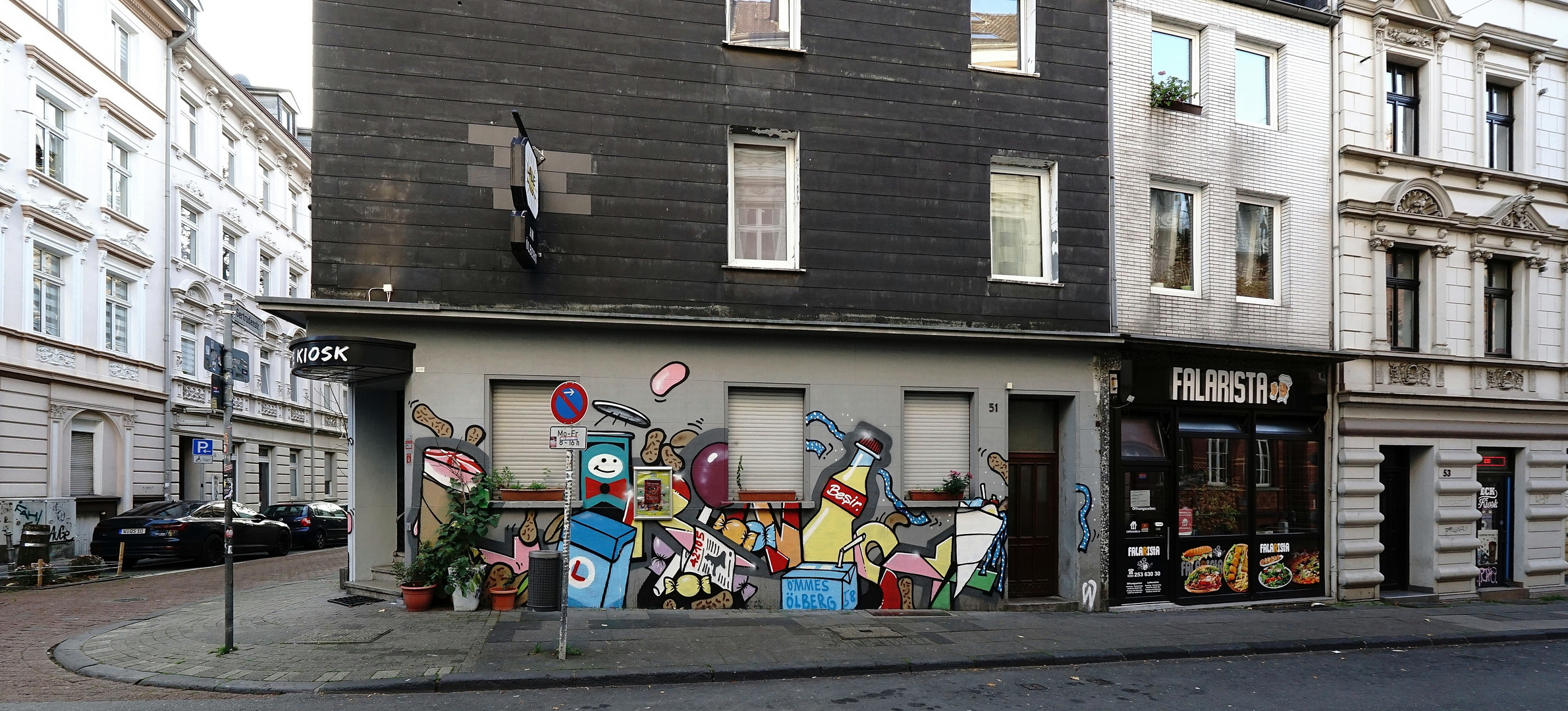 Graffiti am Kiosk Foto & Bild | outdoor, architektur, graffiti Bilder ...