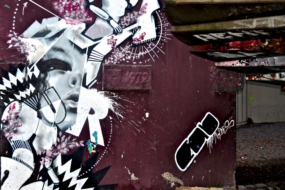 Graffiti unter der Brücke Foto & Bild | streetart, graffiti & tags, kunstfotografie & kultur ...