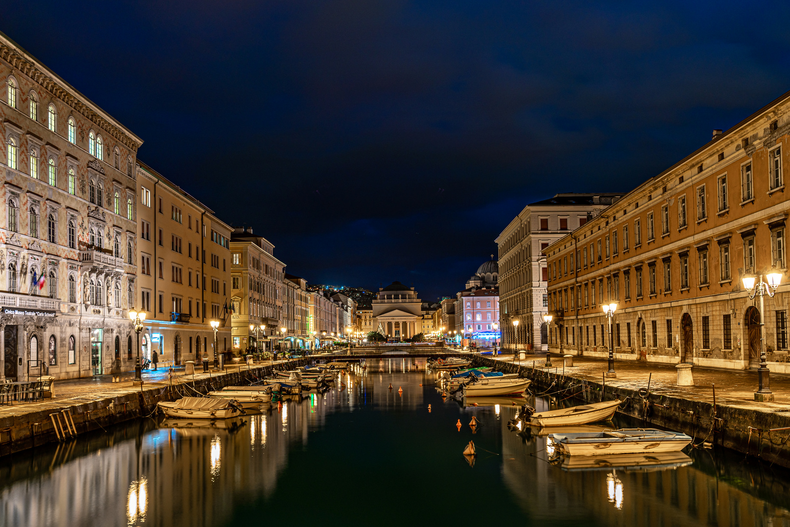 Grand Canale von Triest Foto & Bild | architektur, europe, italy ...