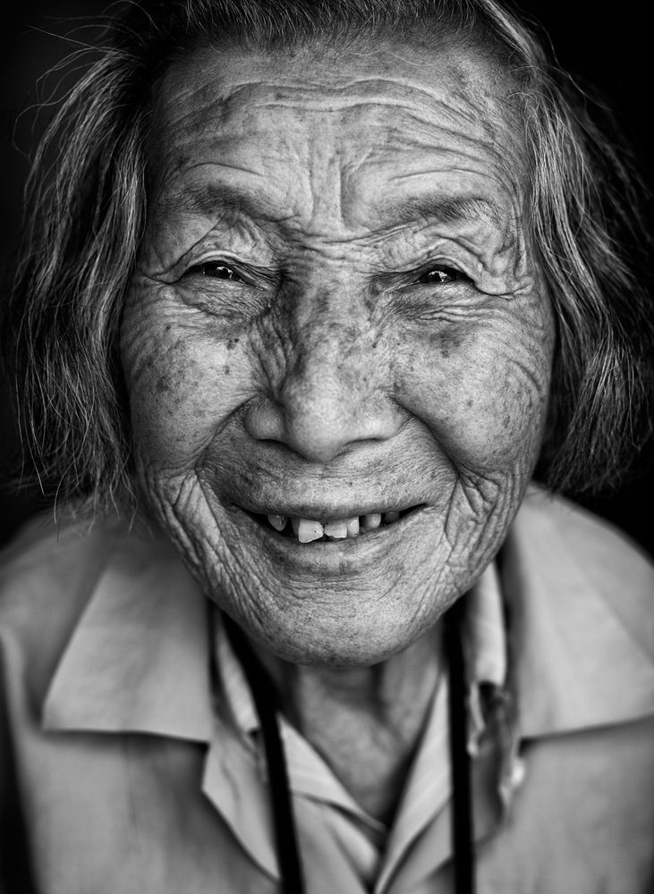 grandma Foto & Bild | erwachsene menschen, menschen im alter, heimat Bilder auf fotocommunity