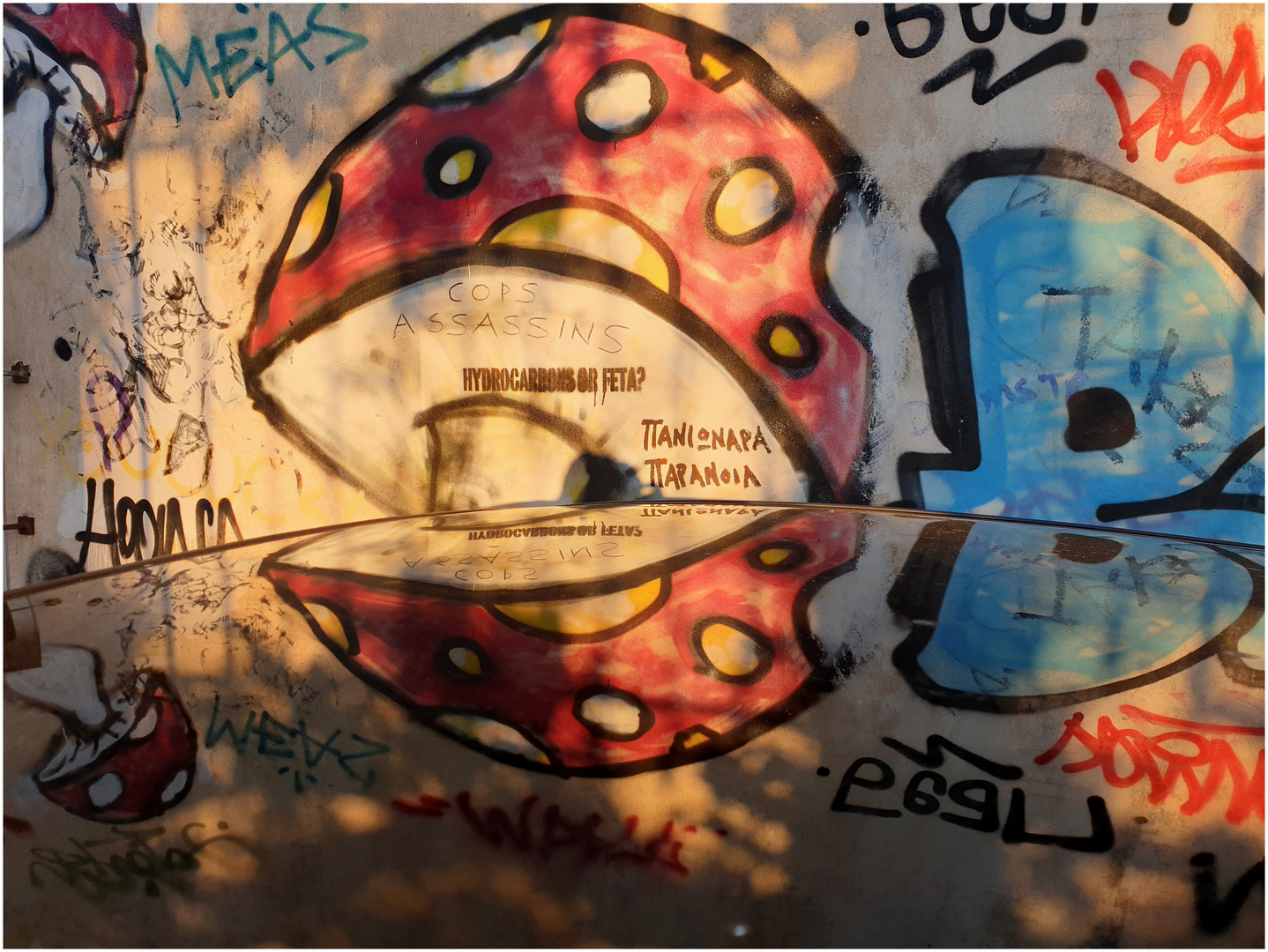 Greek Graffiti (III) Foto & Bild | graffiti, athen, sprayer Bilder auf ...