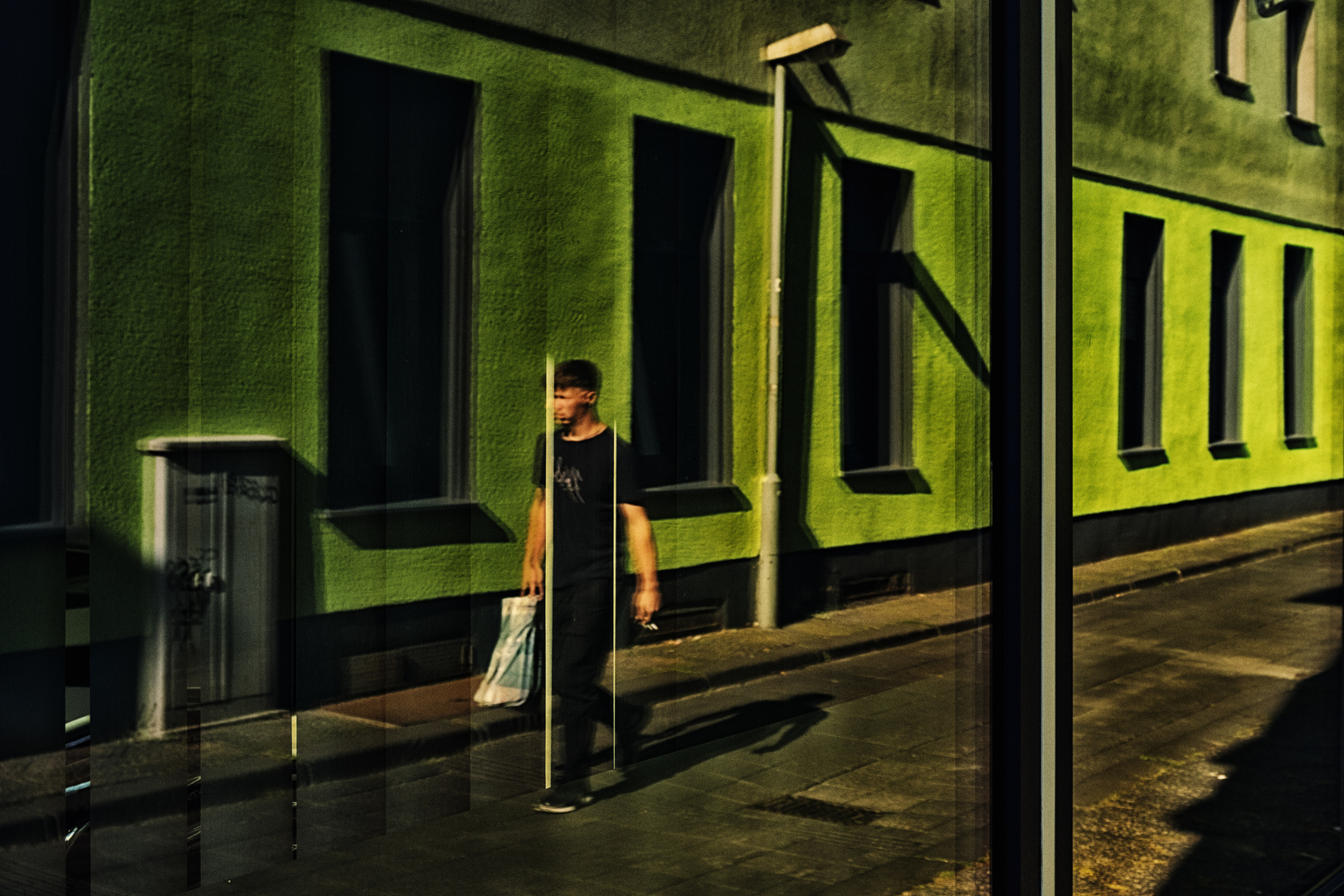 Green Foto & Bild | streetfotografie mit menschen, streets, people Bilder auf fotocommunity