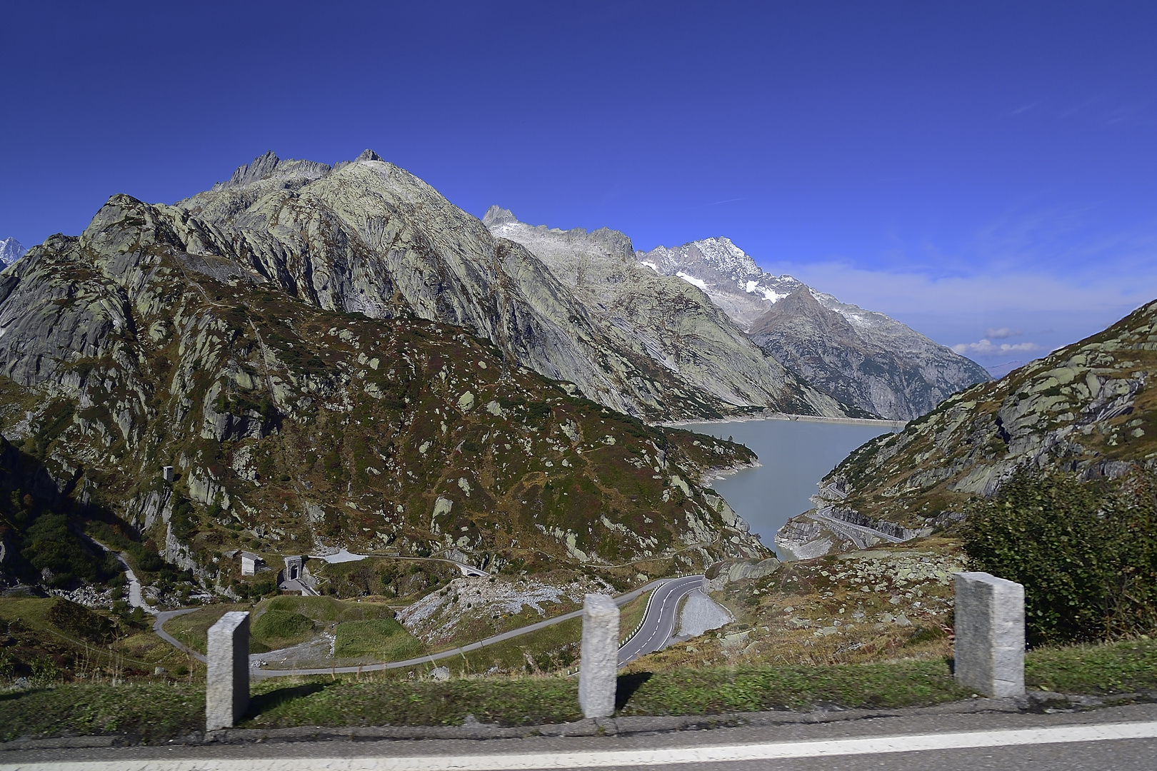 Grimsel Stausee, unteres Stauwerk Foto & Bild | natur, landschaft, bach ...