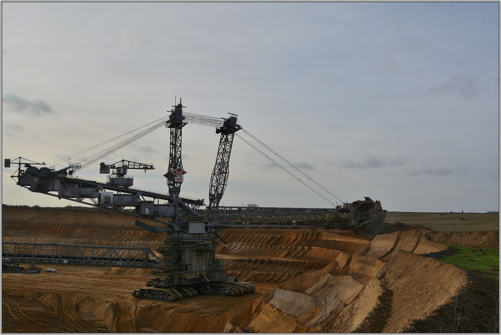 größter Schaufelradbagger im Tagebau Garzweiler Foto & Bild | industrie ...