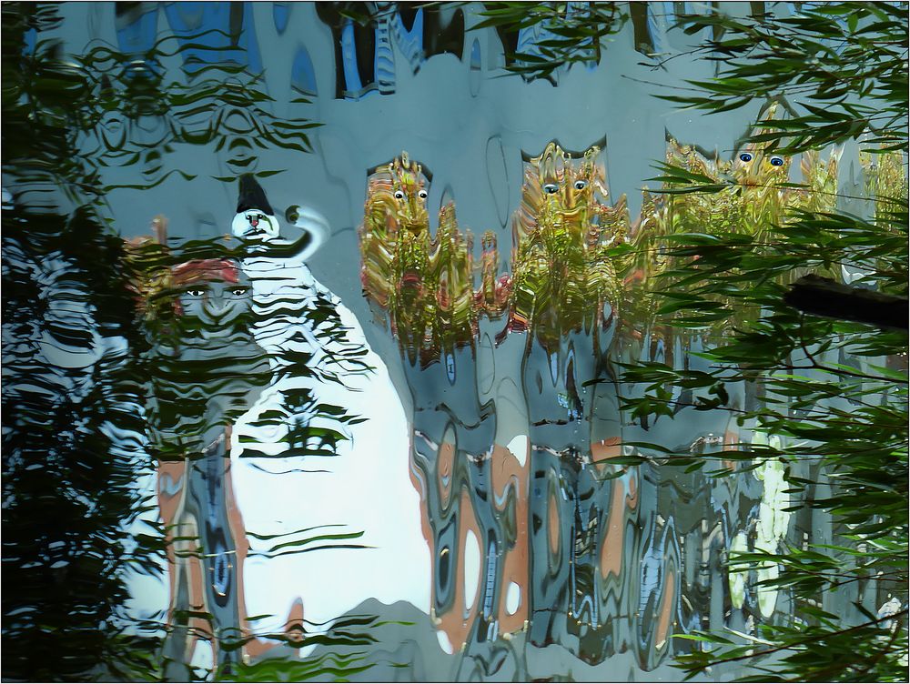 Groß war das Entsetzen … Foto & Bild | wasserspiegelung, schneemann ...