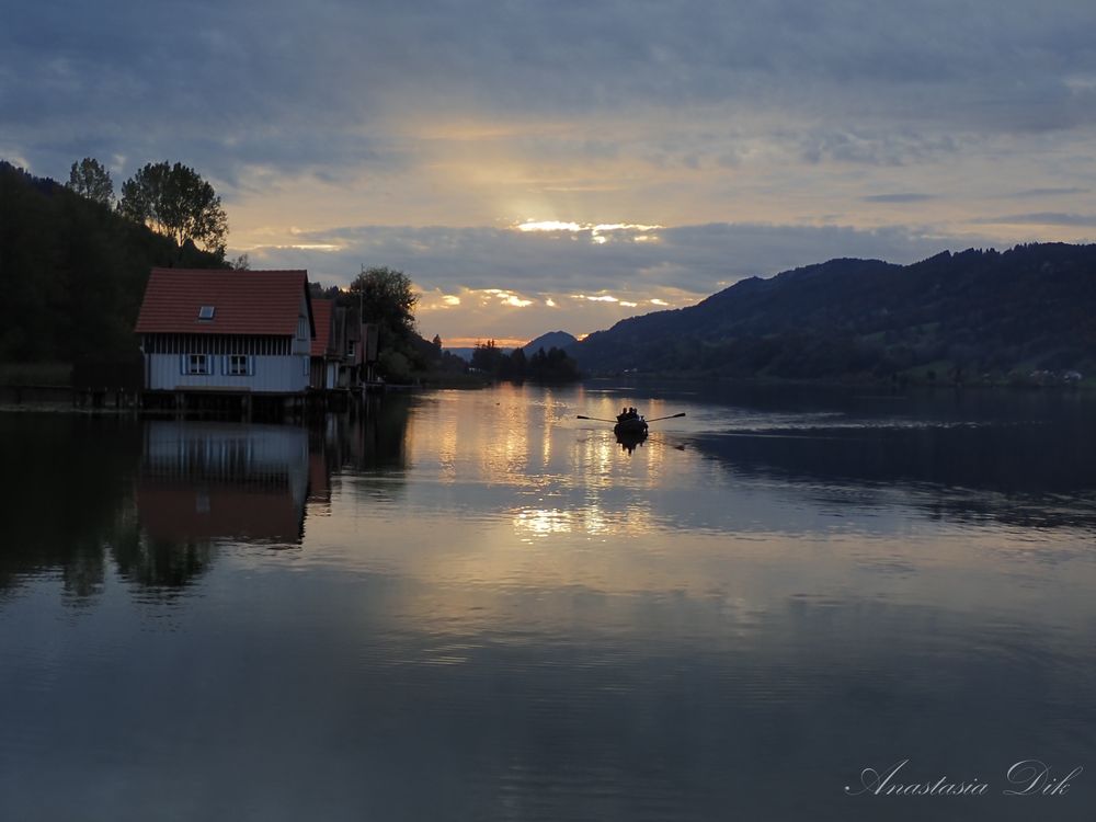 Großer Alpsee Foto & Bild | landschaft, berge, bergseen Bilder auf ...