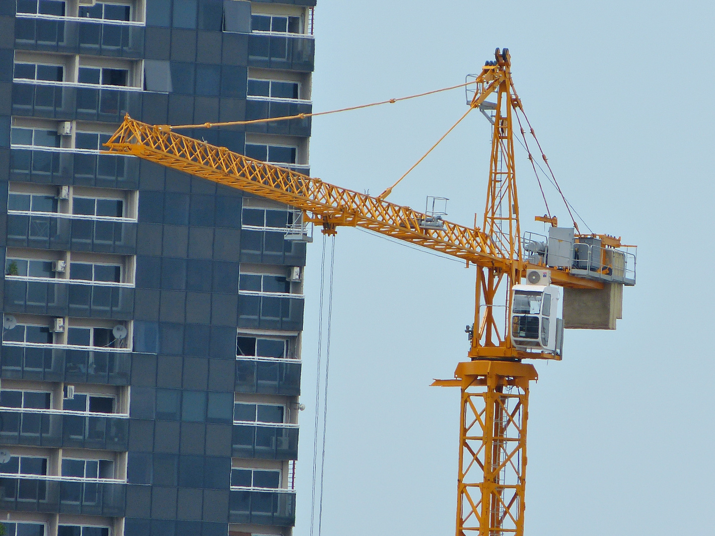 Grua Pluma Imagen & Foto | arquitectura, edificios, mis fotos Fotos de ...