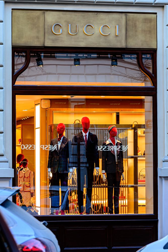 Gucci Foto & Bild | city, street, world Bilder auf fotocommunity