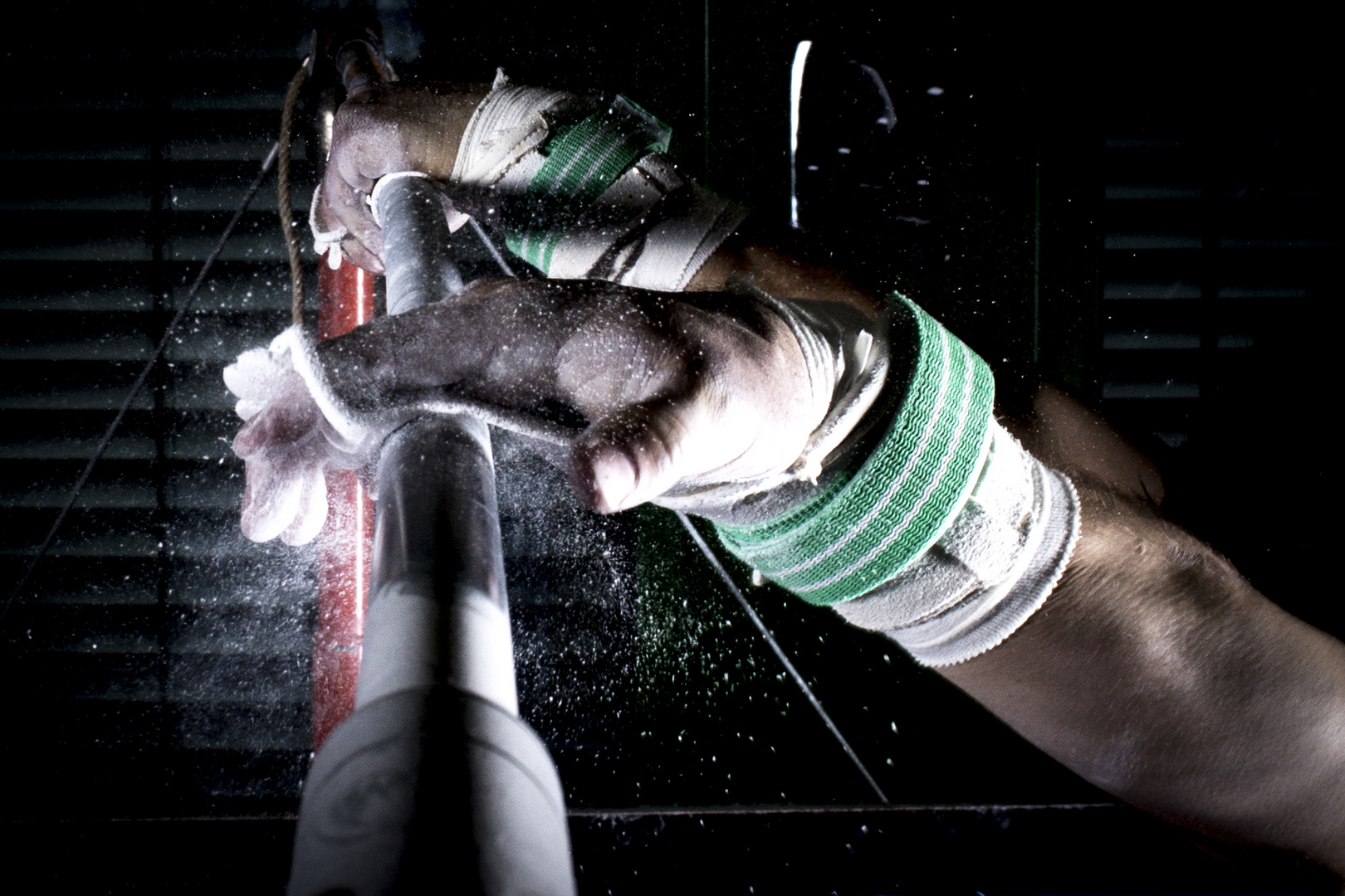 Hände am Reck Foto & Bild | sport, turnen, hände Bilder auf fotocommunity