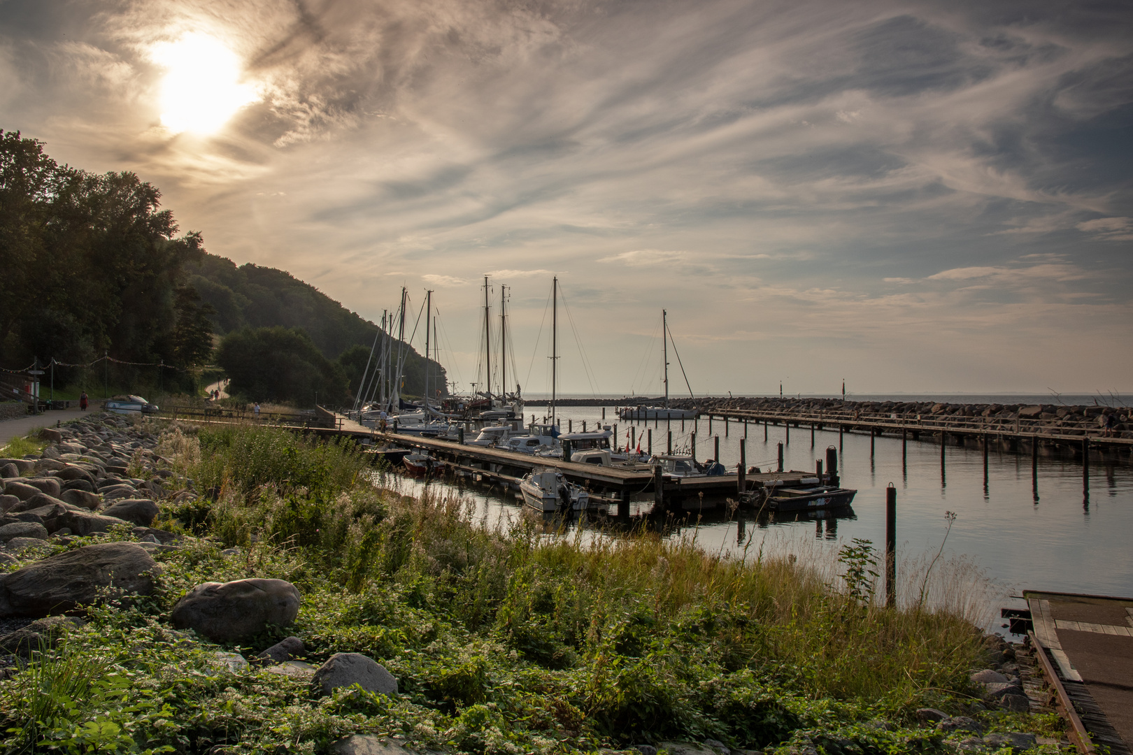 Hafen bei Lohme auf der Insel Rügen Foto & Bild | deutschland, europe ...