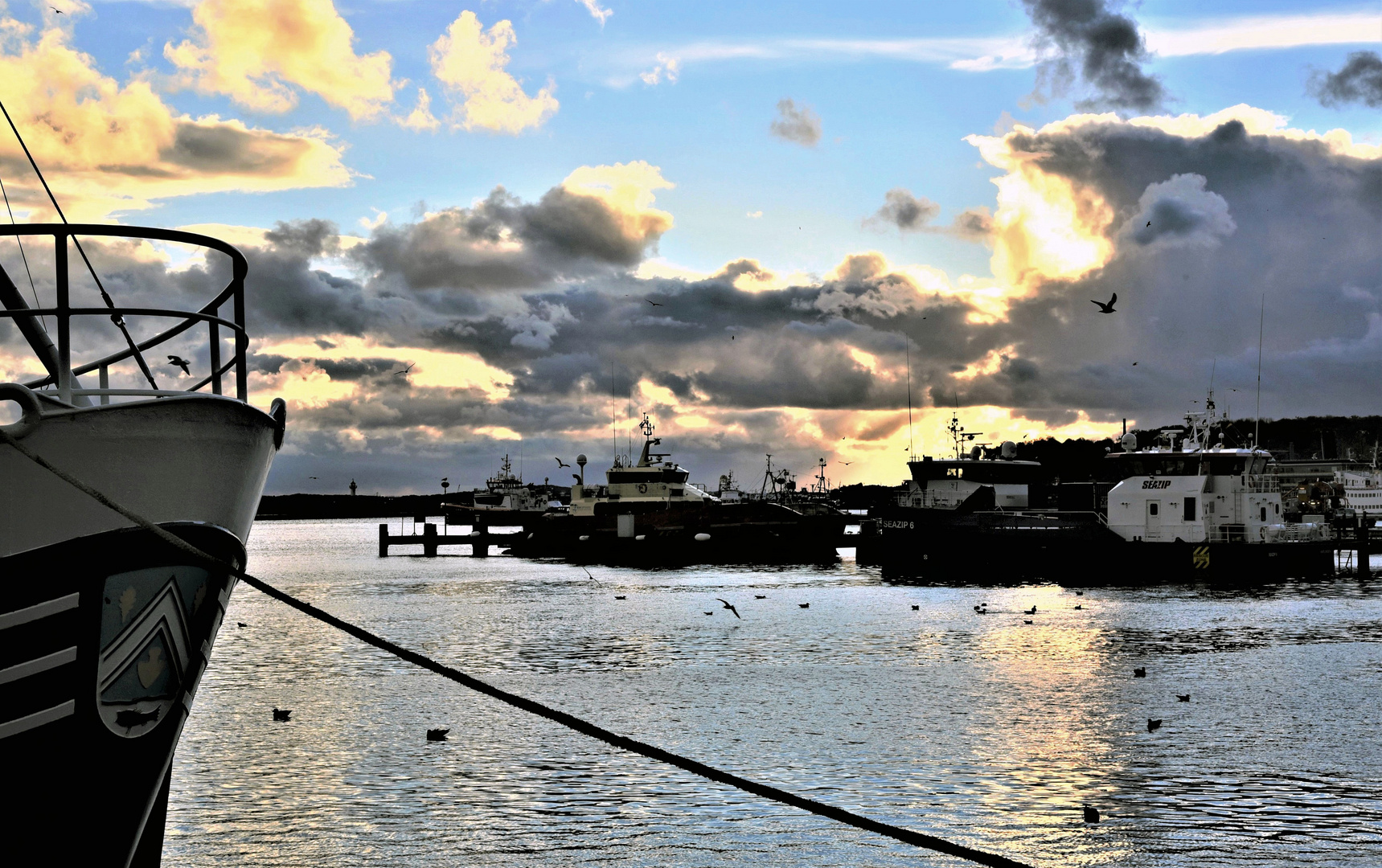 Hafen von Sassnitz (Rügen) Foto & Bild | deutschland, europe ...