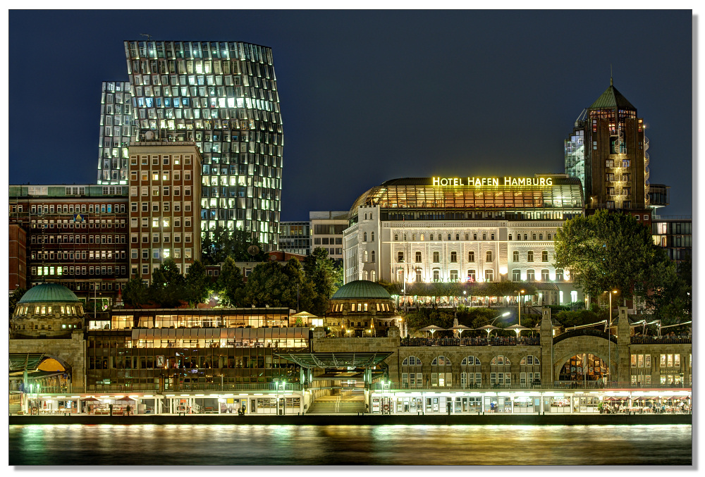 Hafenkronen - Zacken Foto & Bild | urlaub, world, hamburg Bilder auf ...