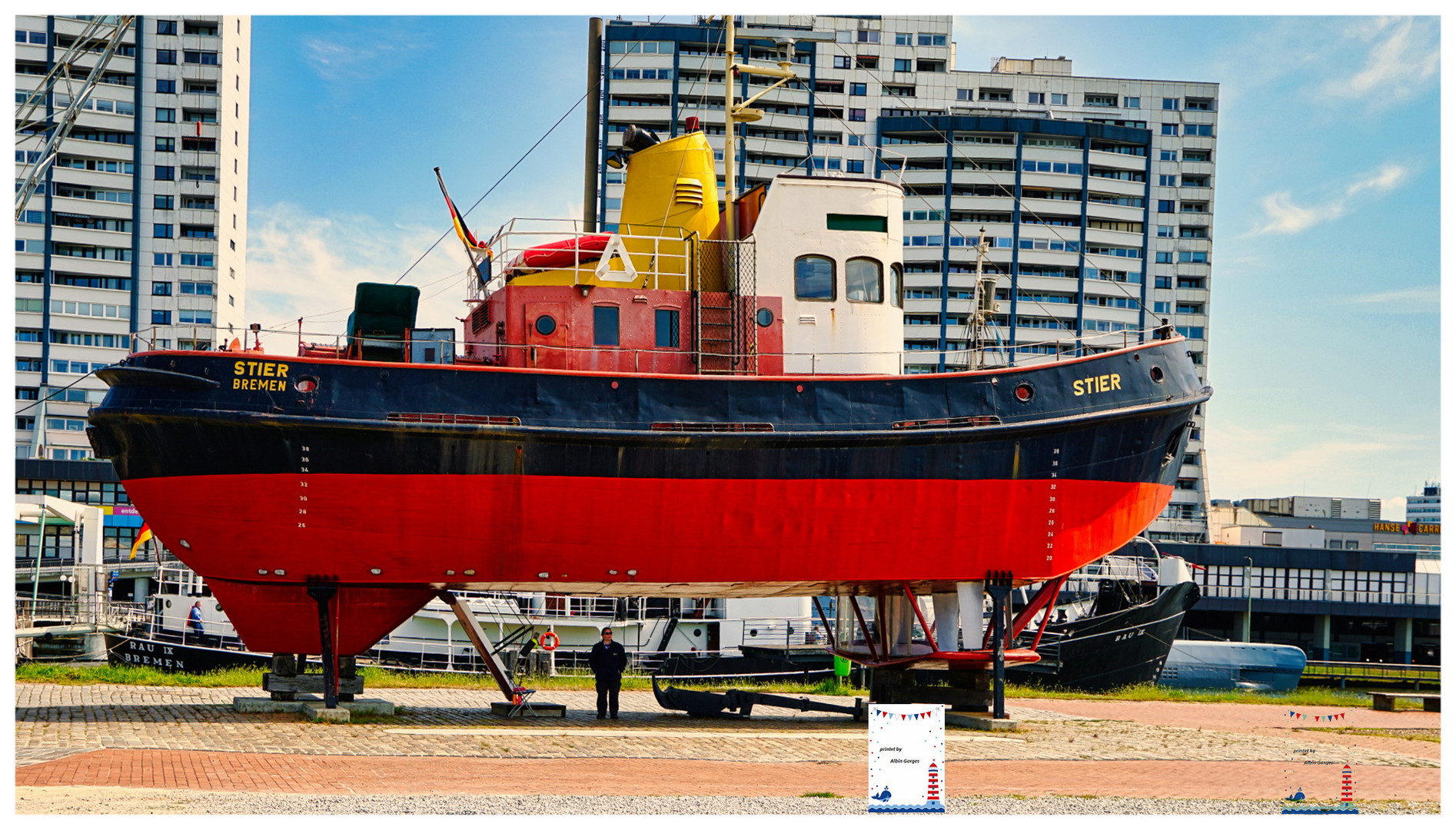 Hafenschlepper "Stier" mit einem Voith-Schneider Antrieb Foto & Bild ...