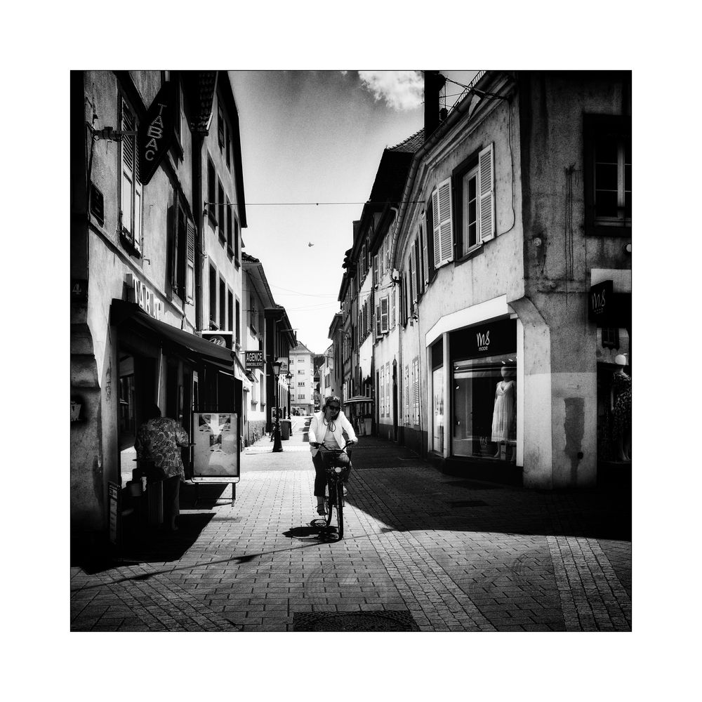 Hagenau Foto & Bild | europe, france, streetfotografie mit menschen Bilder auf fotocommunity