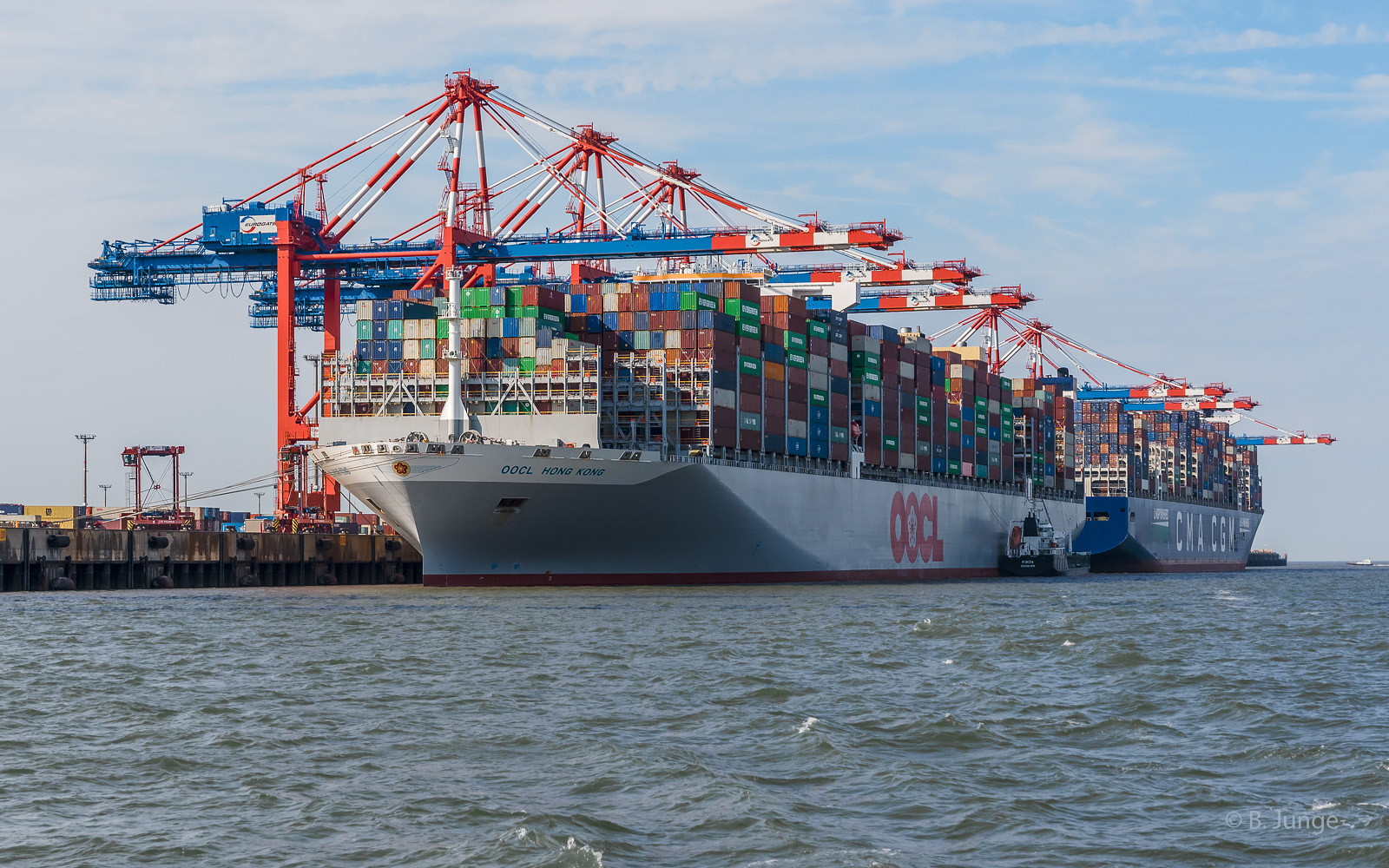 Halbe Auslastung Foto & Bild | nikon, world, hafen Bilder auf fotocommunity