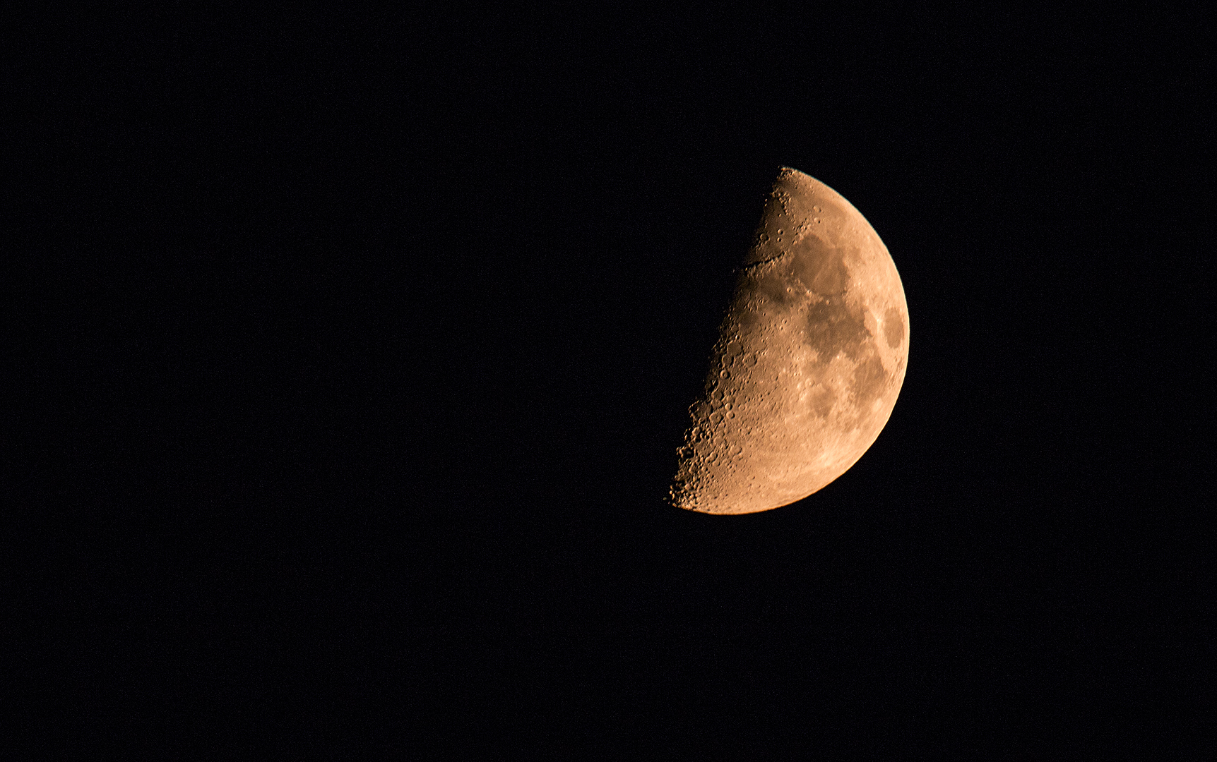 Halbmond... Foto & Bild | natur, mond, halbmond Bilder auf fotocommunity
