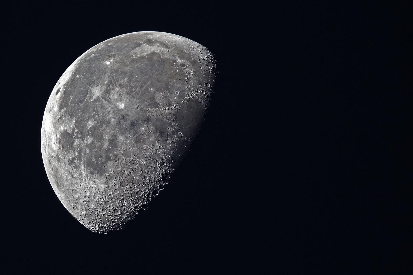 Halbmond und etwas mehr... Foto & Bild | mondaufnahmen, himmel ...