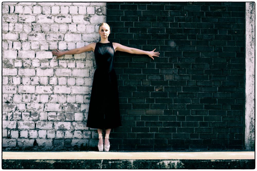 half and half Foto & Bild | portrait, kunstfotografie & kultur, tanz Bilder auf fotocommunity